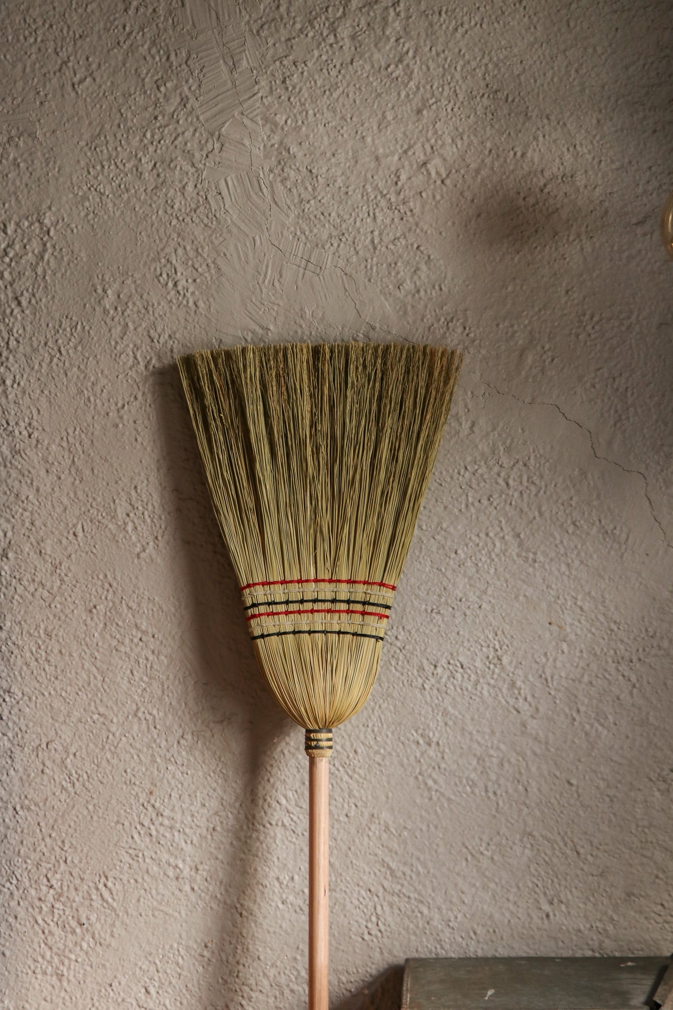 Tumut Millet Broom 6 Tie – The Hub General Store
